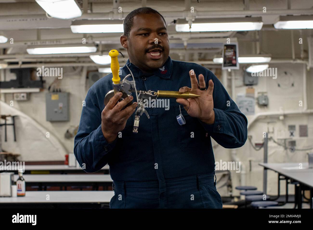 220401-N-VJ326-1038 PACIFIC OCEAN (April 1, 2022) – Hull Maintenance ...