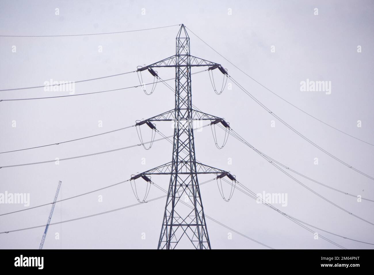 London, UK. 2nd December 2022. An electricity transmission tower, also ...