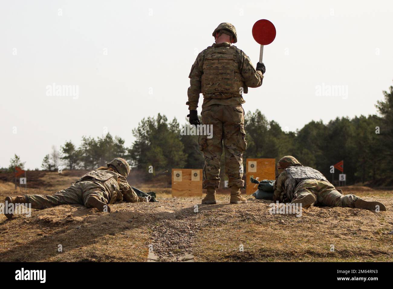 Soldiers assigned to 2nd Battalion, 34th Armored Regiment, 1st Armored ...