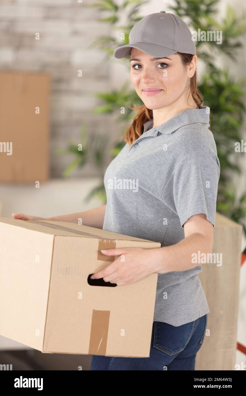 Woman mover moving hi-res stock photography and images - Alamy