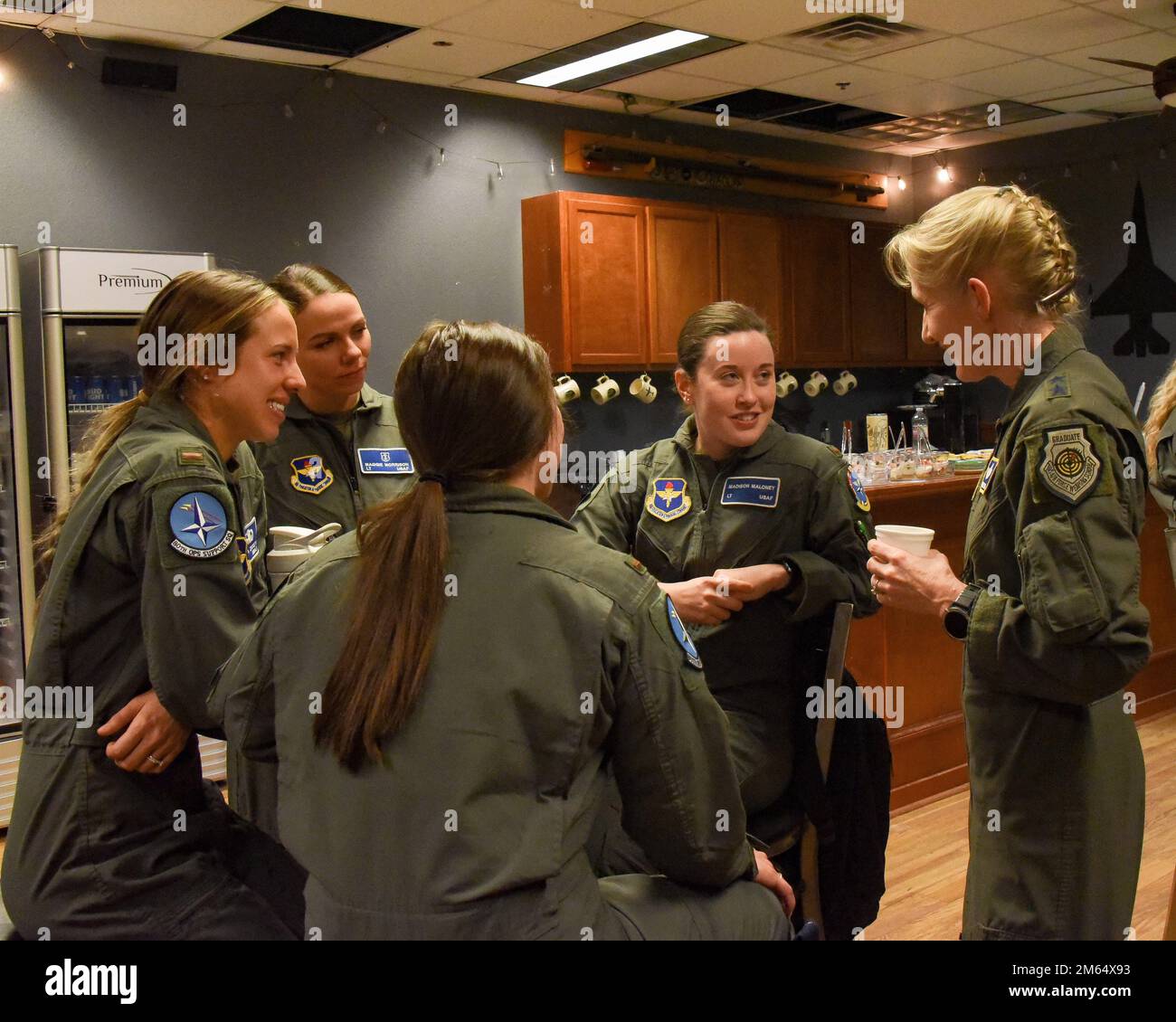 Female instructor pilots and student pilots from the 80th Flying ...