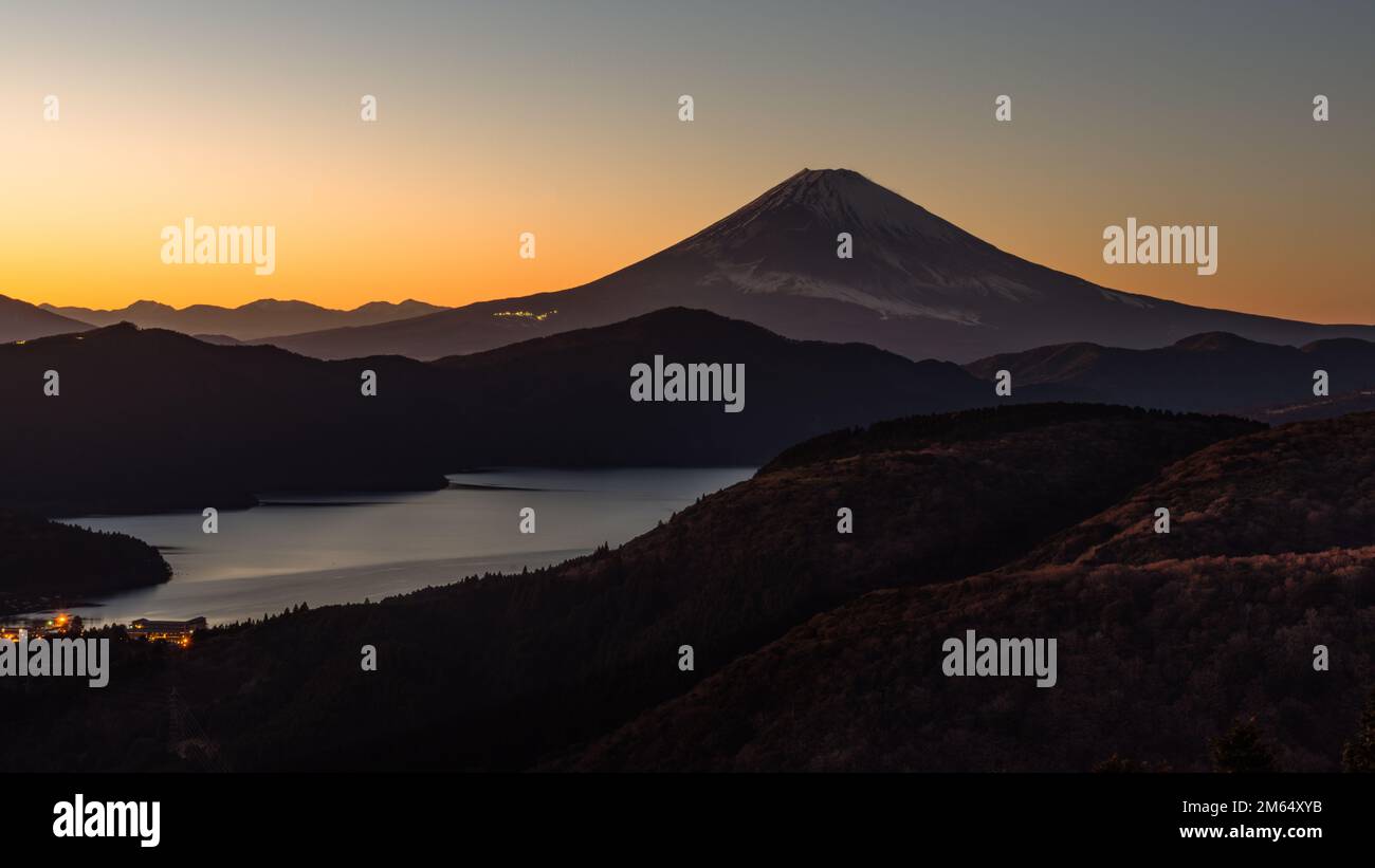 The Hakone Taikanzan Observatory in Hakone, Kanagawa Prefecture, is on ...