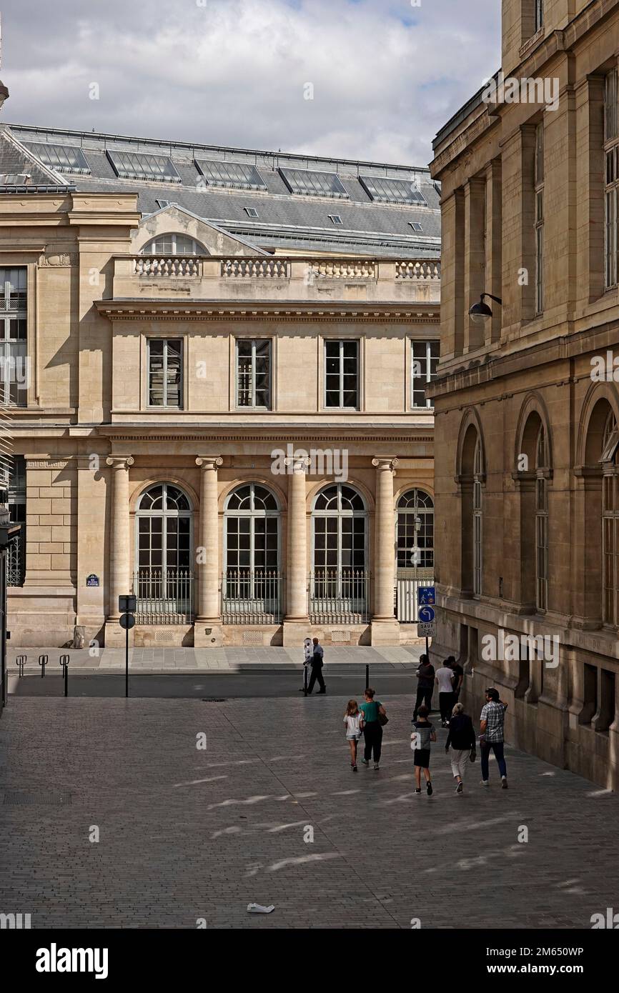 France, Paris, The Sorbonne is a building in the Latin Quarter of Paris ...
