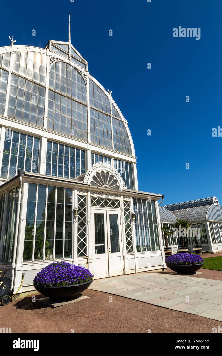 Gardens of gothenburg hi-res stock photography and images - Alamy