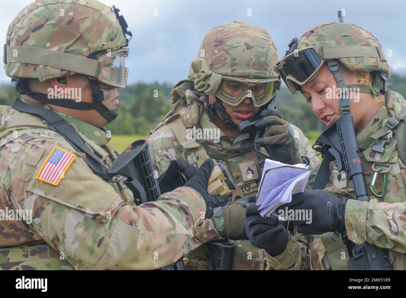 Call for fire indirect fire hi-res stock photography and images - Alamy