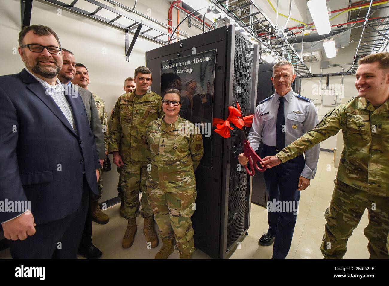 Maj Gen Richard Neely, Adjutant General, State of Illinois, leads key ...