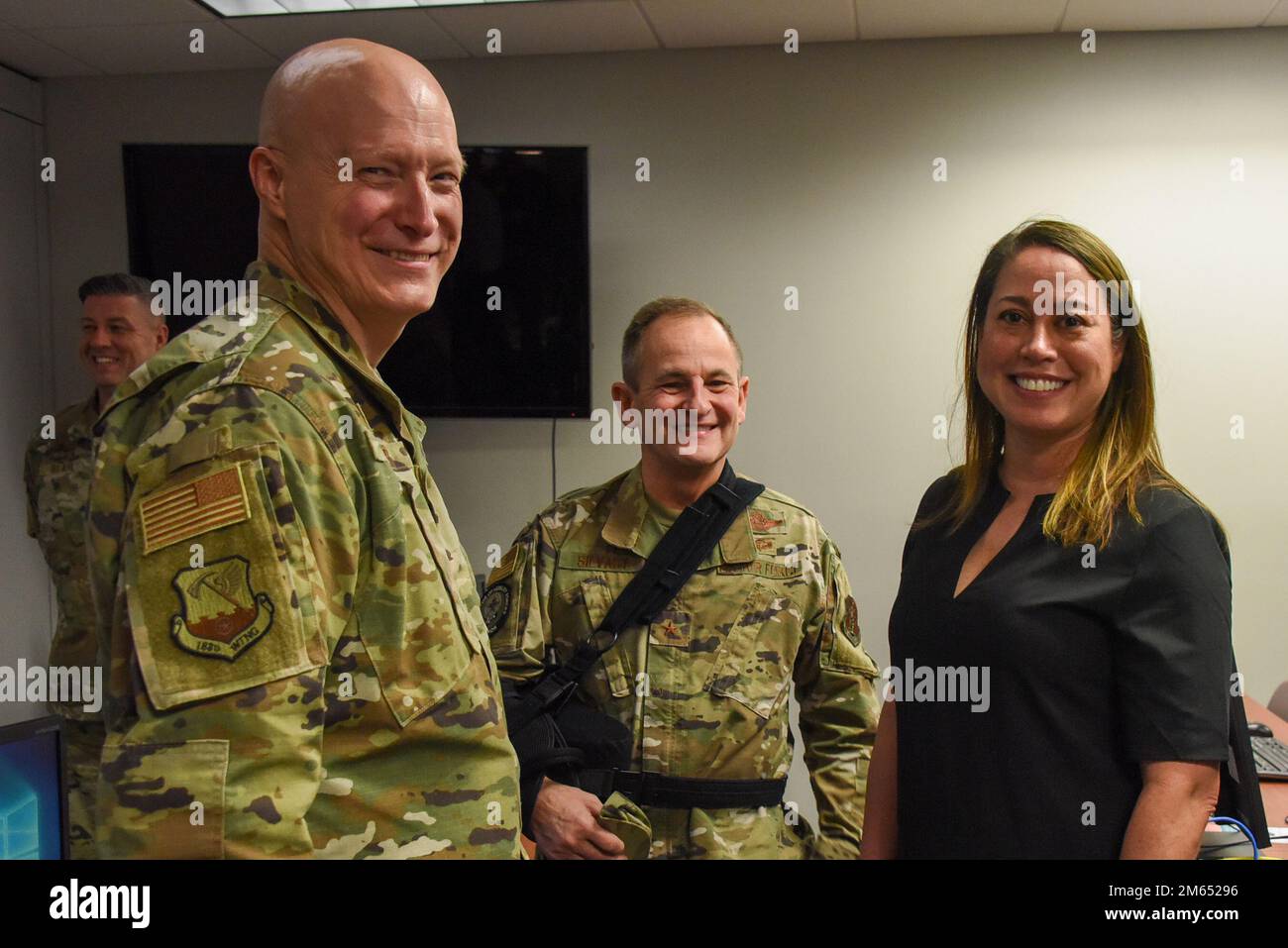 Left to right, 183d Wing Commander Col. Robert Gellner, Illinois Air ...