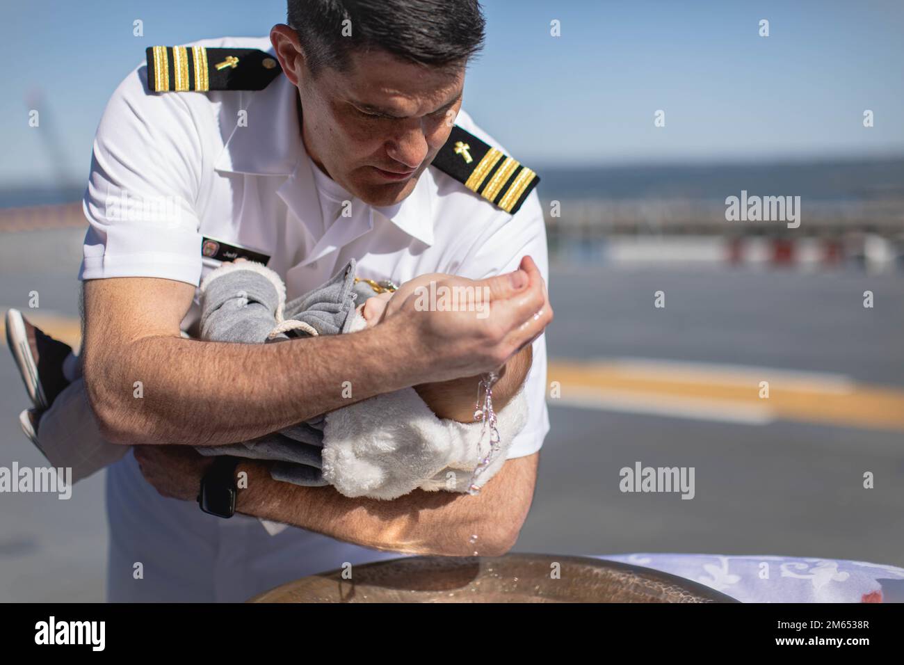 220402-N-OG067-1079 NORFOLK, VA. (April 02, 2022) -Navy Chaplain, Cmdr ...