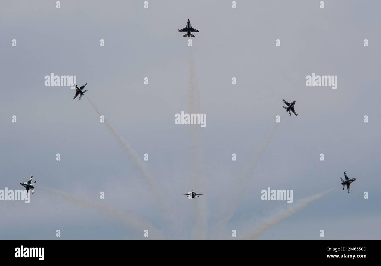 The U.S. Air Force Thunderbirds perform an aerial demonstration during ...