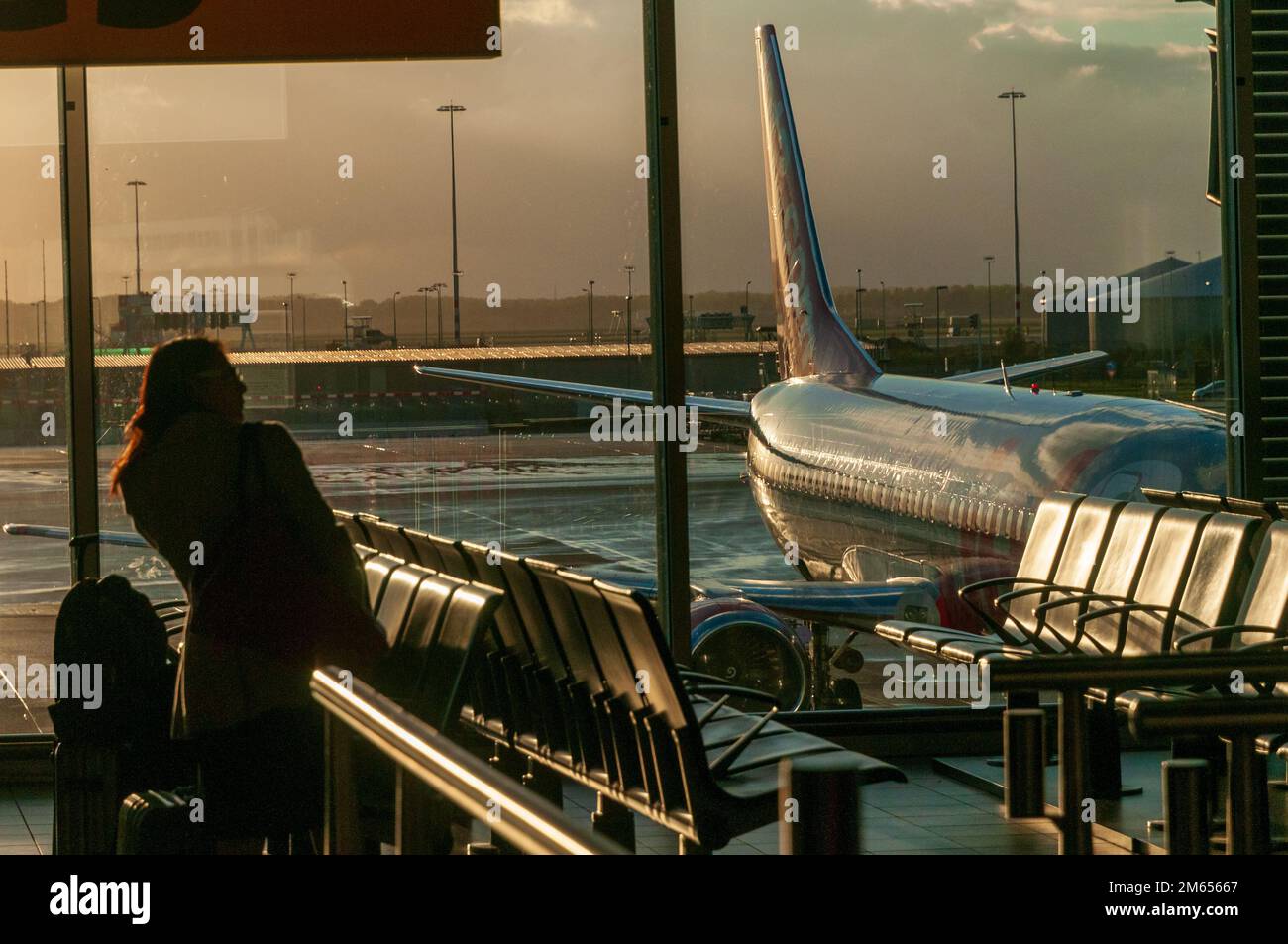 Waiting at the gate hi-res stock photography and images - Alamy