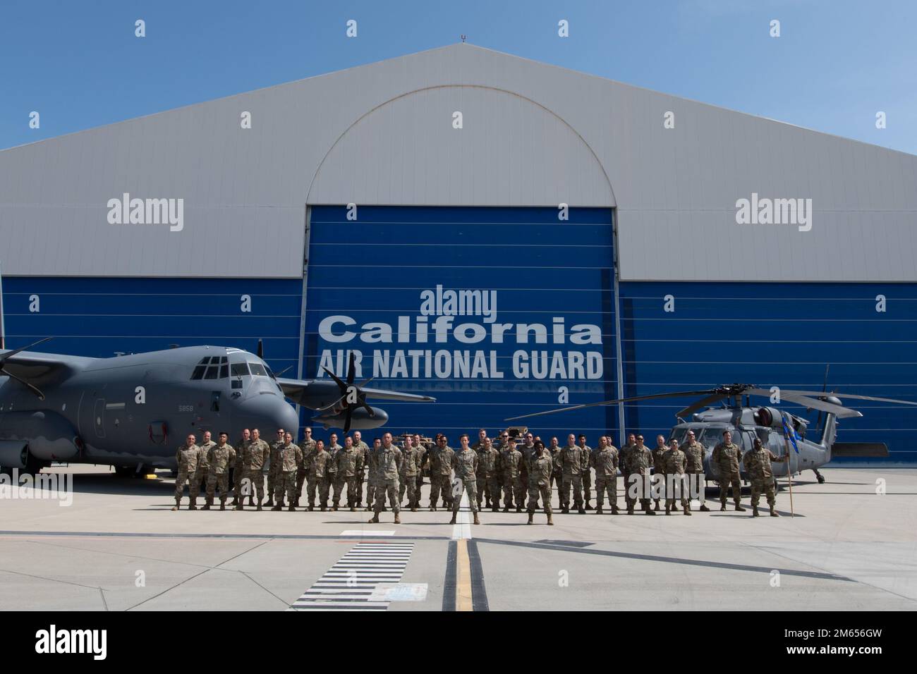 Airmen from the 129th Rescue Wing, California Air National Guard ...