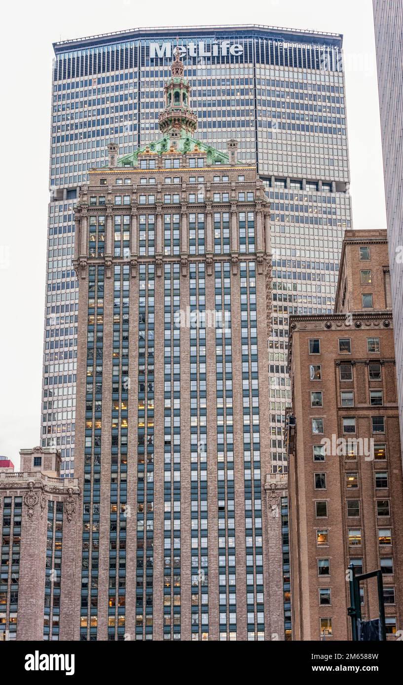 Metlife aerial hi-res stock photography and images - Alamy