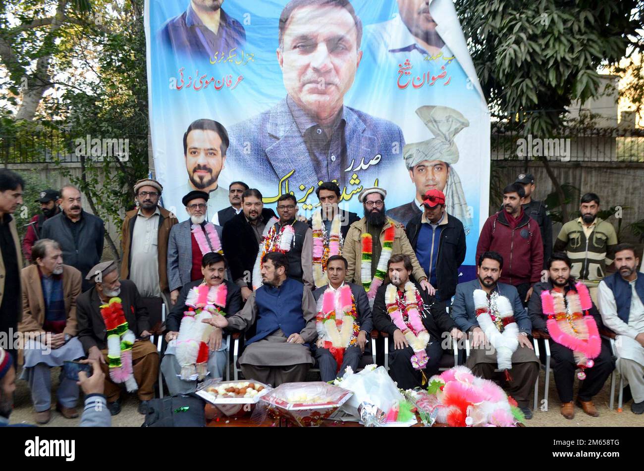 Governor Khyber Pakhtunkhwa, Haji Ghulam Ali in group photos newly ...