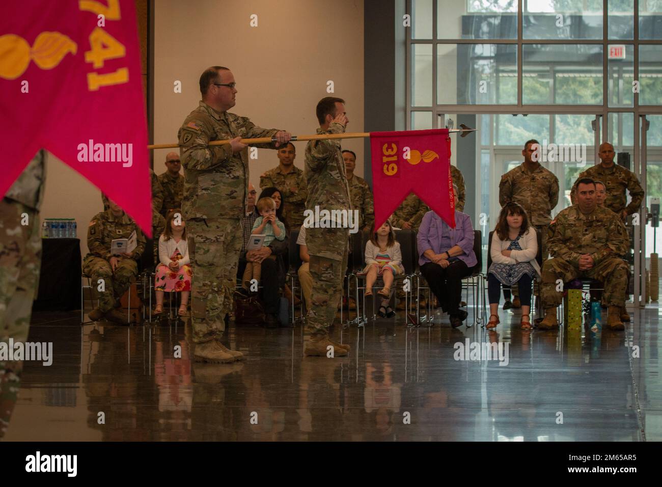 U.S. Army Soldiers with 741st Ordnance Battalion (EOD), 96th Troop ...