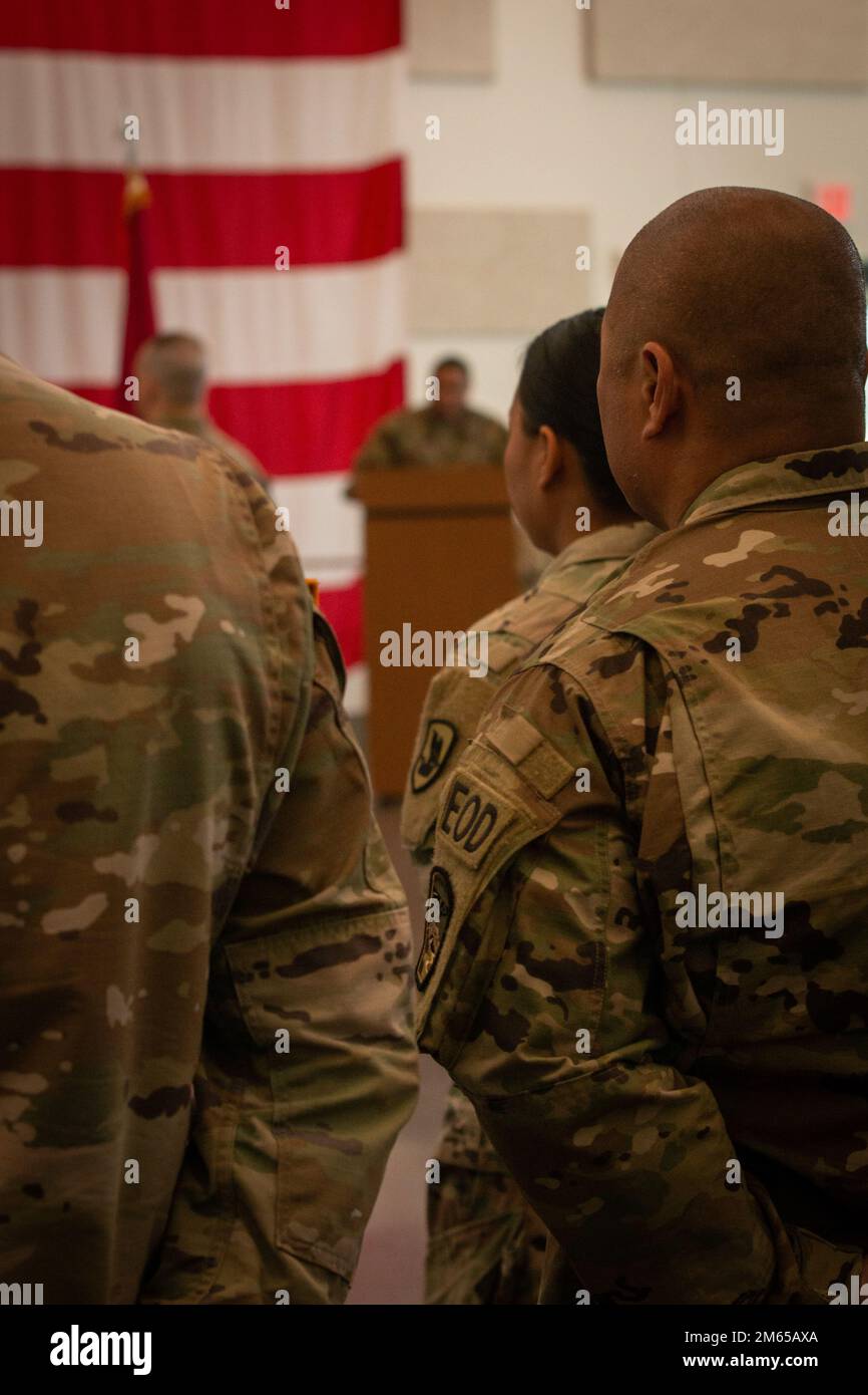 U.S. Army Soldiers with 741st Ordnance Battalion (EOD), 96th Troop ...