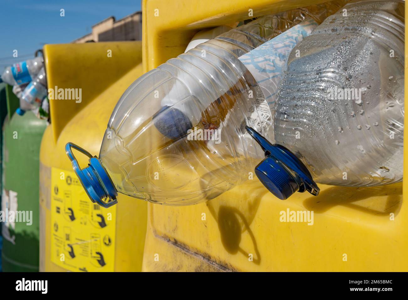 Reusable plastic containers hi-res stock photography and images - Alamy