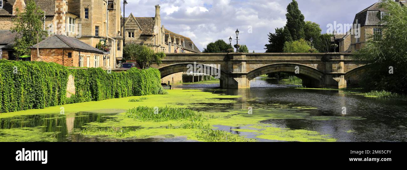 The stone road bridge over the river Welland, Stamford town ...