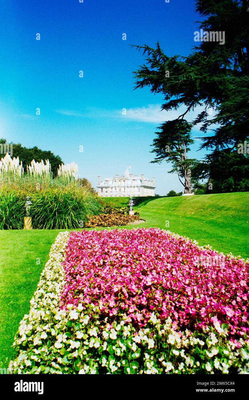 Lacy park hi-res stock photography and images - Alamy