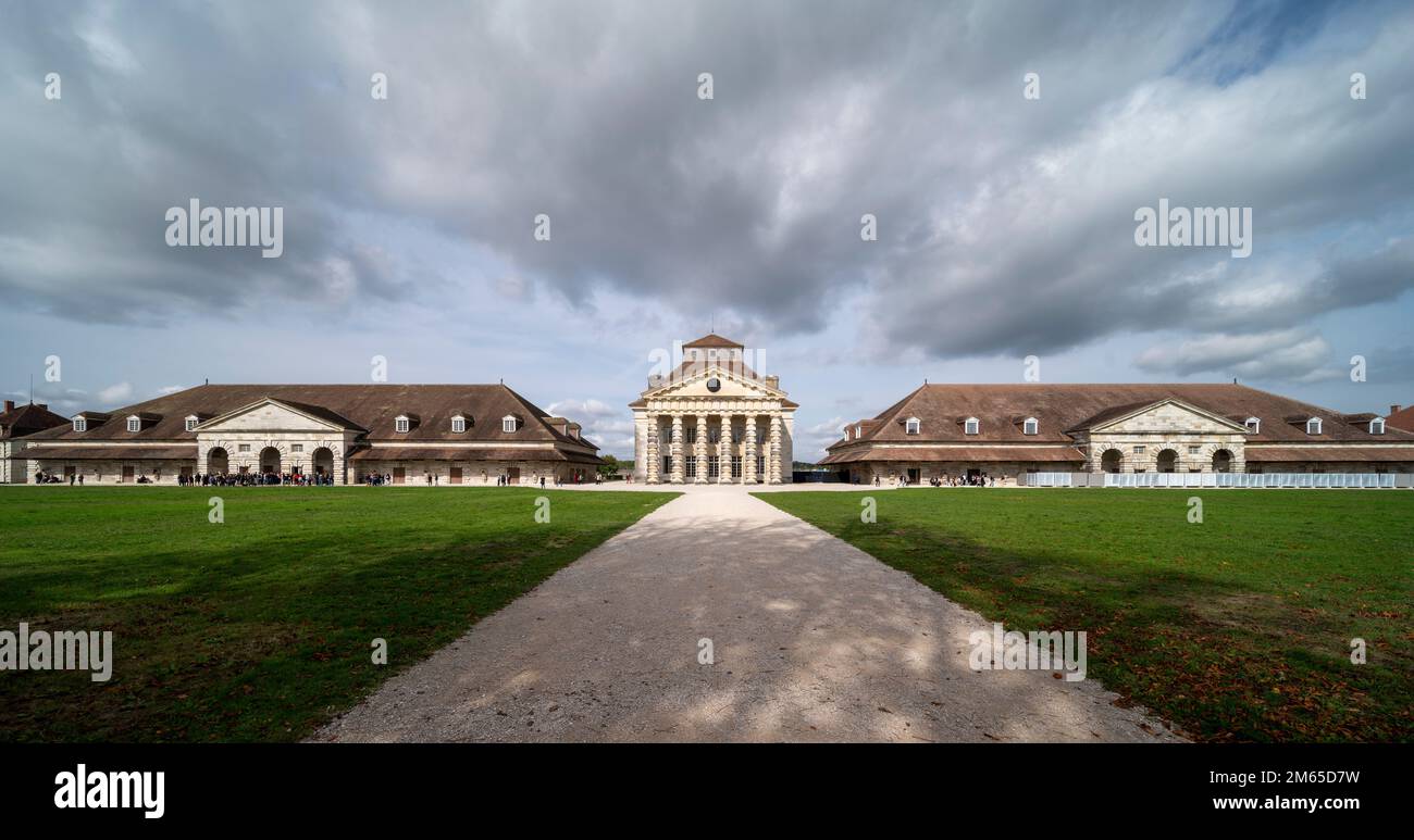 Arc-et-Senans, Saline Royal, 1779 von Claude-Nicolas Ledoux erbaut ...