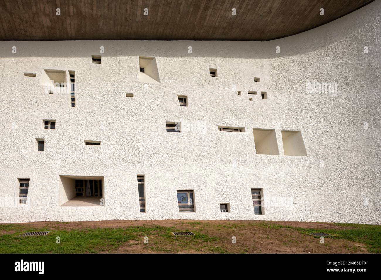 Ronchamp, Chapelle Notre-Dame-du-Haut de Ronchamp, 1950-1955 von Le ...