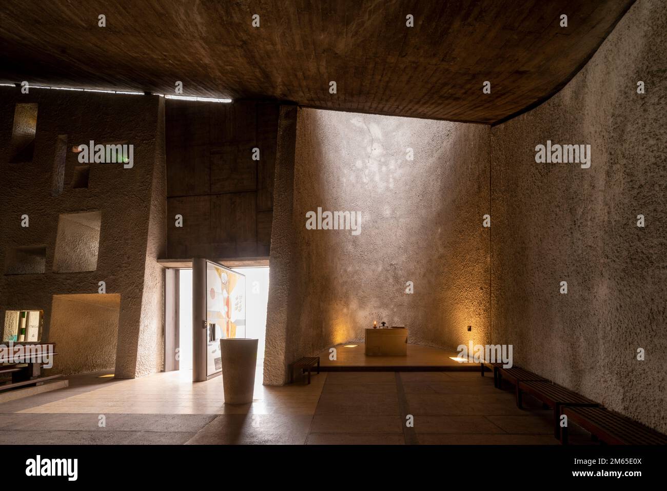 Ronchamp, Chapelle Notre-Dame-du-Haut de Ronchamp, 1950-1955 von Le ...