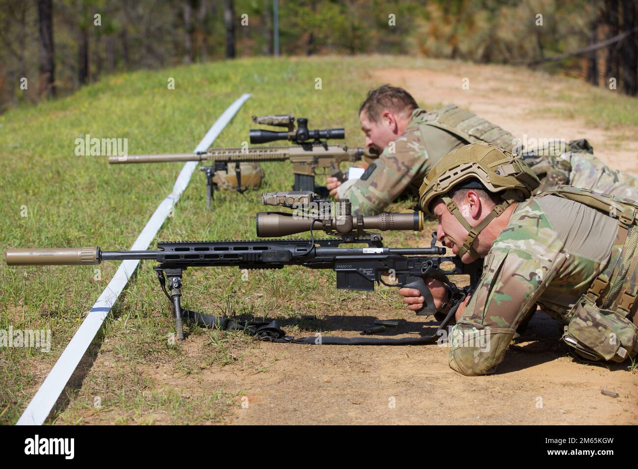 M110 sniper rifle hi-res stock photography and images - Alamy