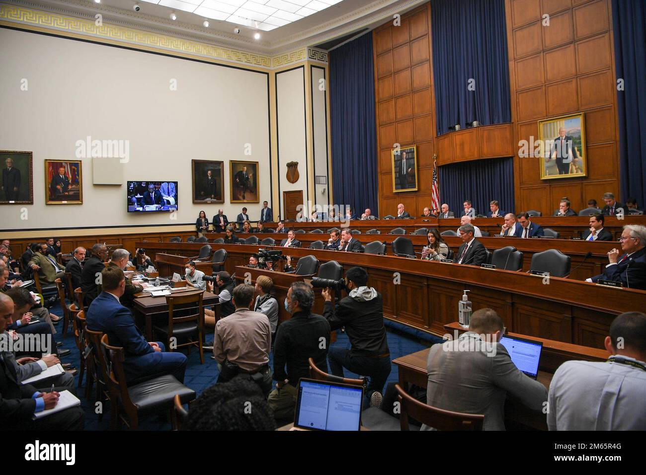 Secretary of defense loyd j austin iii hi-res stock photography and ...