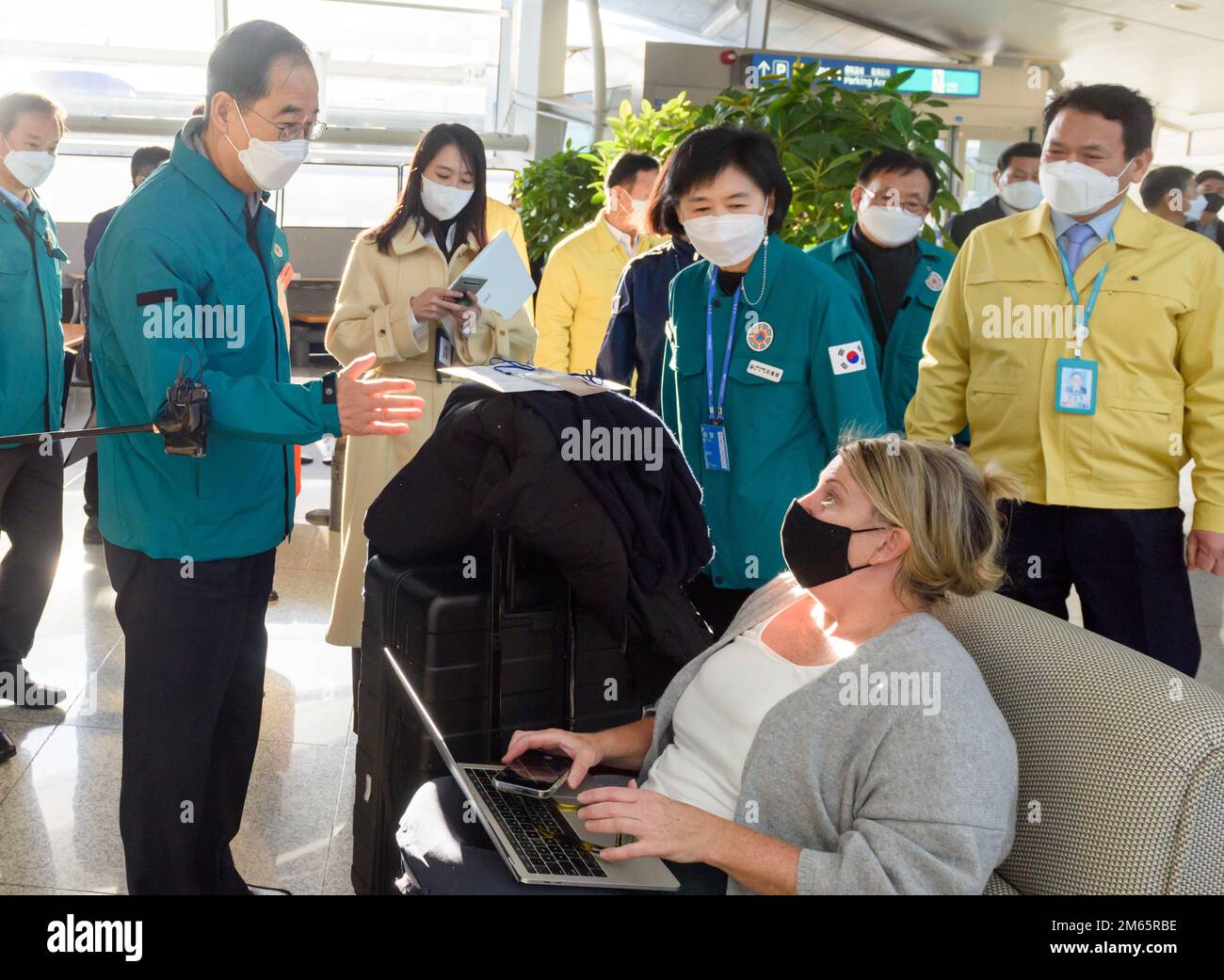 Incheon, South Korea. 02nd Jan, 2023. South Korean Prime Minister Han ...