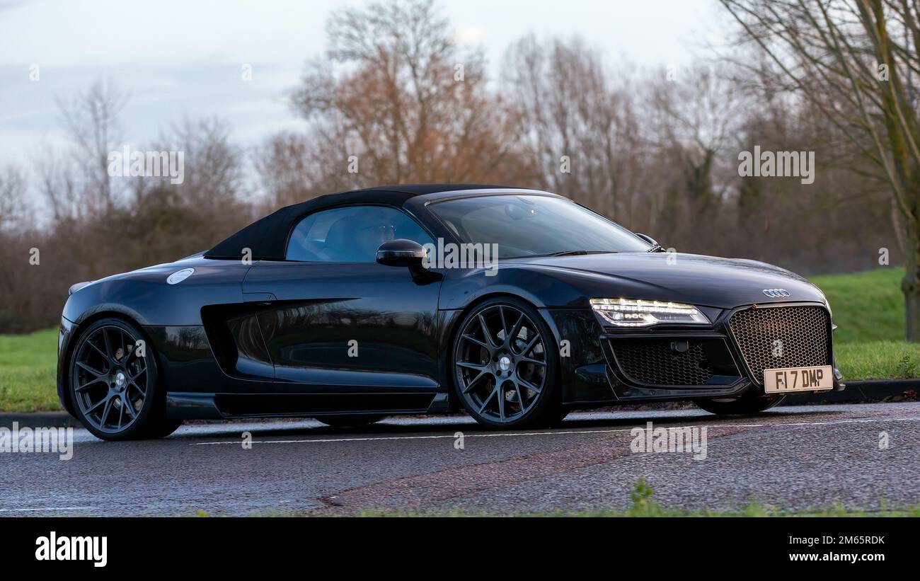 Matte Black Audi R8 Spyder