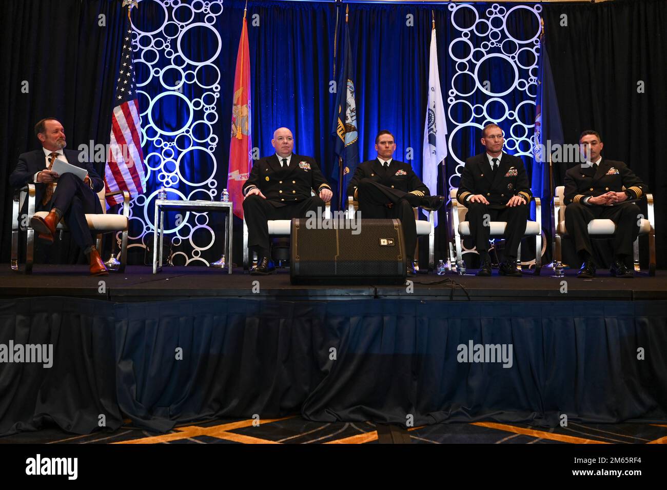 NATIONAL HARBOR, Md. (April 5, 2022) From left to right: Retired Rear ...