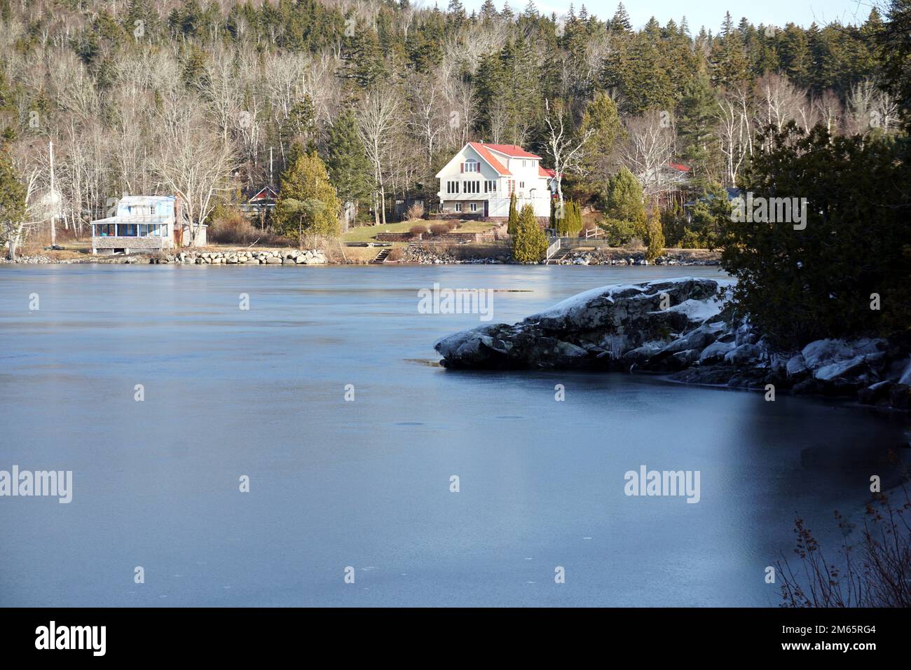New brunswick lake hi-res stock photography and images - Alamy