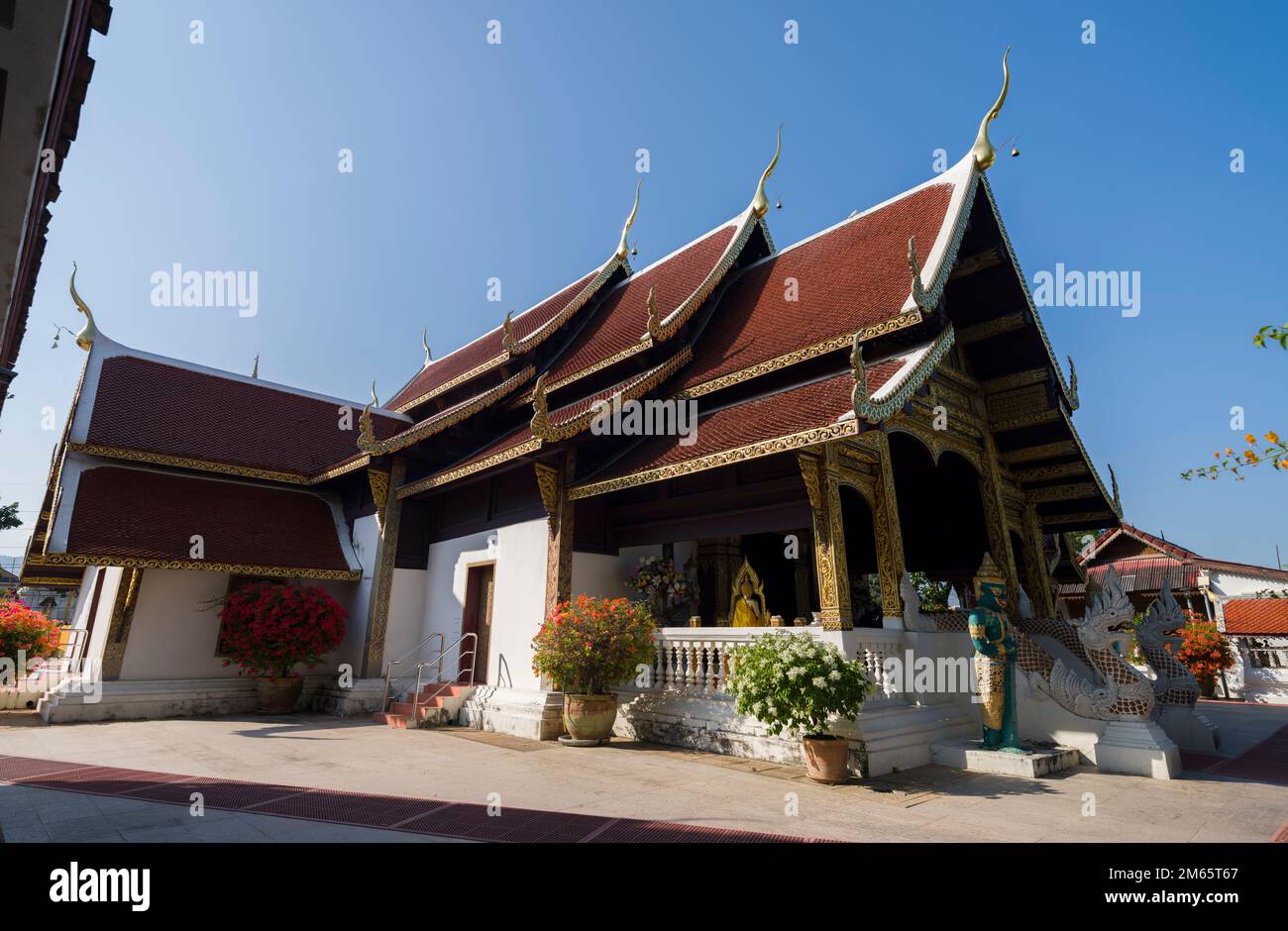 Chiang Mai, Thailand. 12 November 2022. Wat Phra That Si Chom Thong Worawihan temple. Chom Thong ...