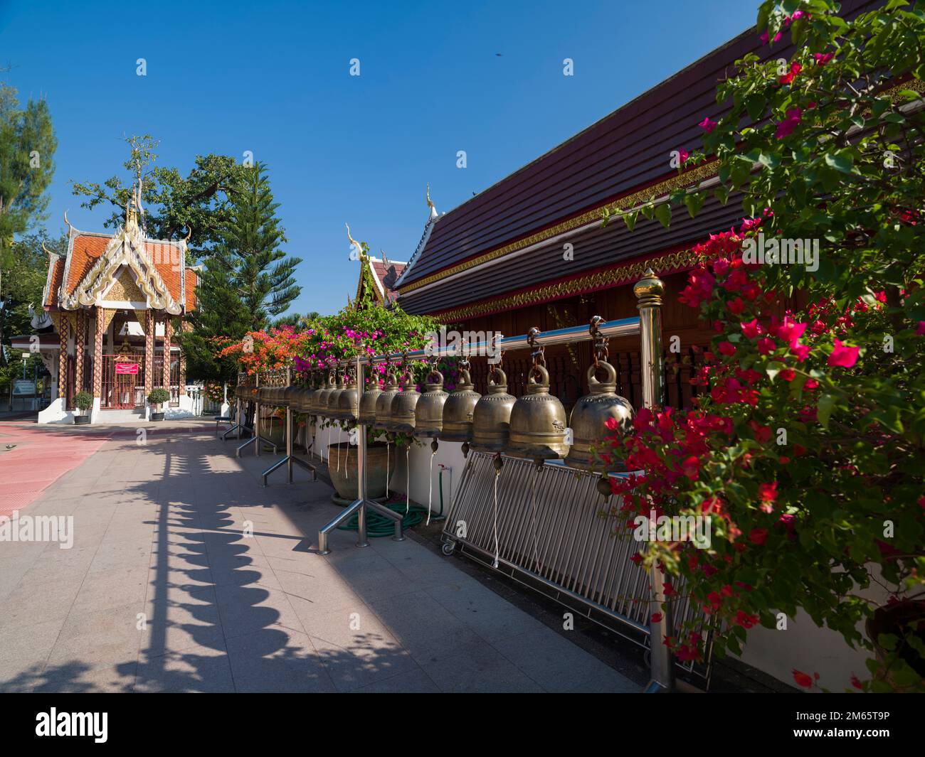 Chiang Mai, Thailand. 12 November 2022. Wat Phra That Si Chom Thong Worawihan temple. Chom Thong ...