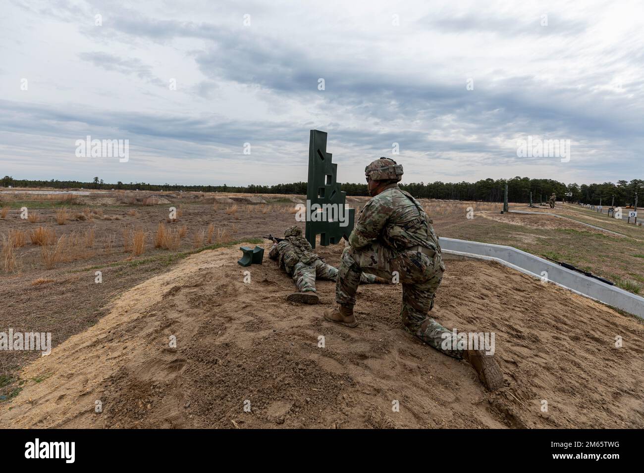 U.S. Army Soldiers qualify with the M4 carbine during a Infantry ...