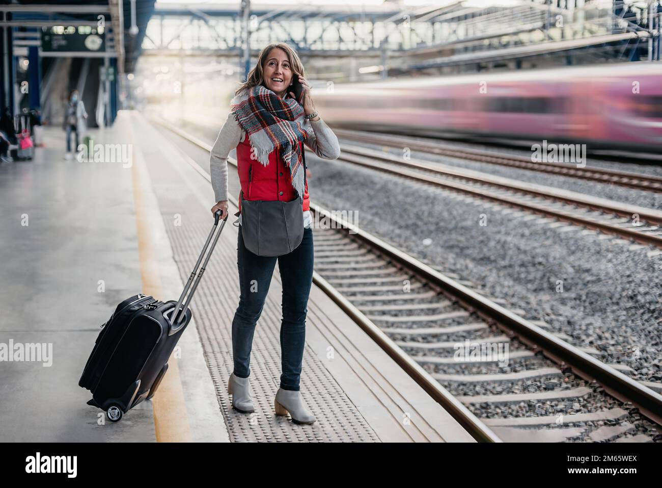 Passenger train cabin walk hi-res stock photography and images - Alamy