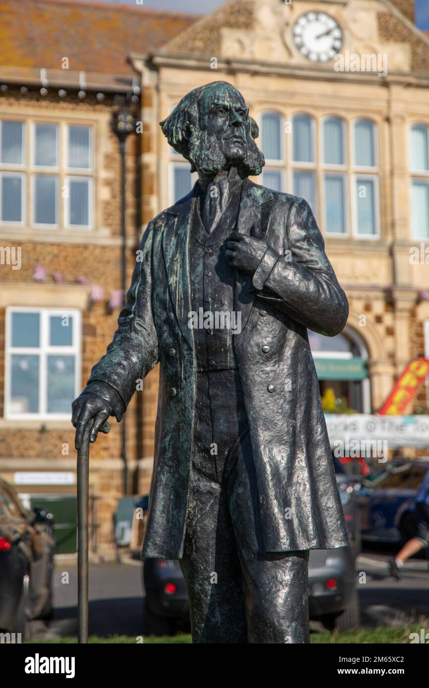 The Statue of Henry Styleman le Strange the founding father of ...