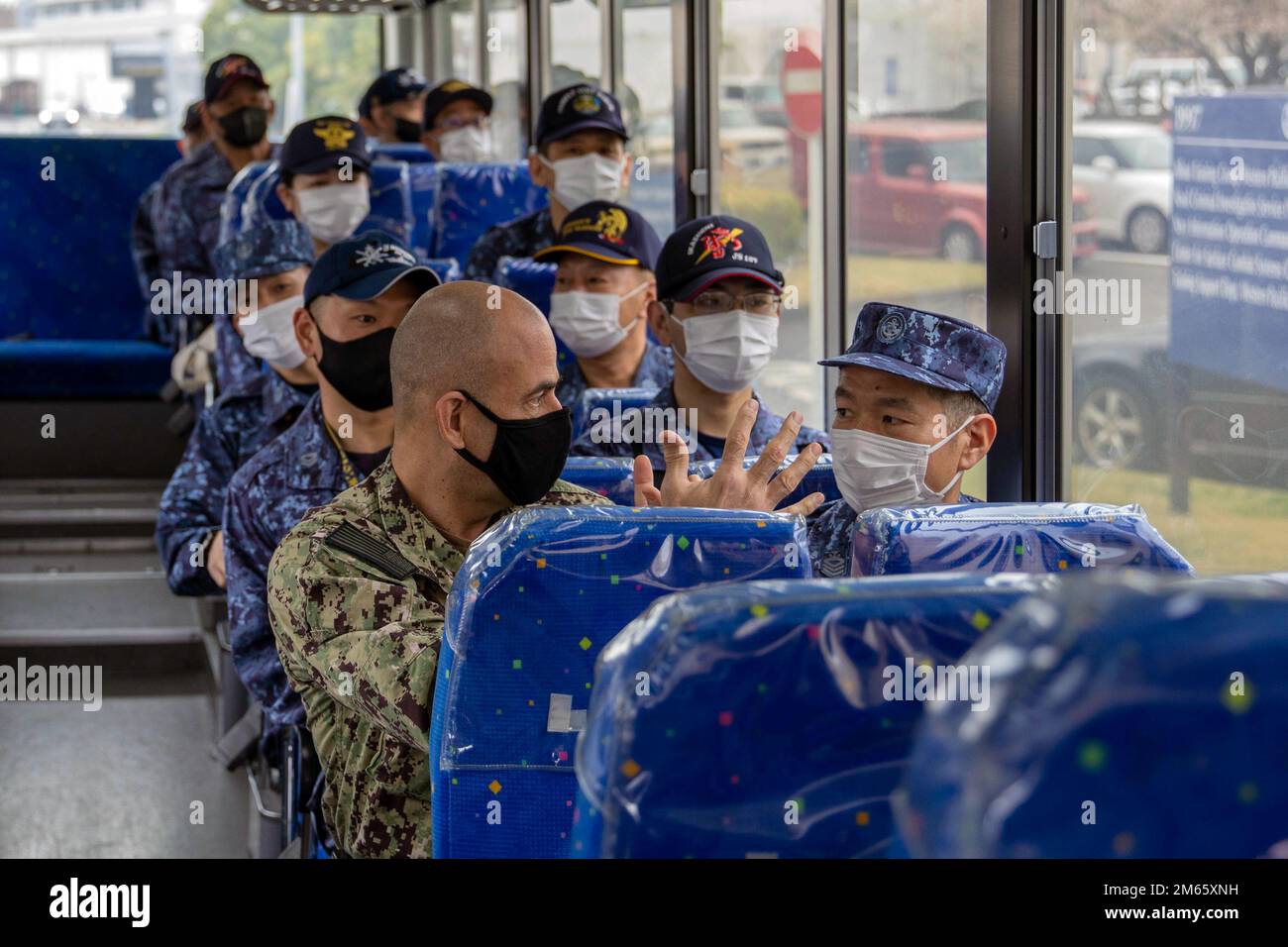 220405-N-MM501-1059 YOKOSUKA, Japan (April 5, 2022) Commander, Task ...