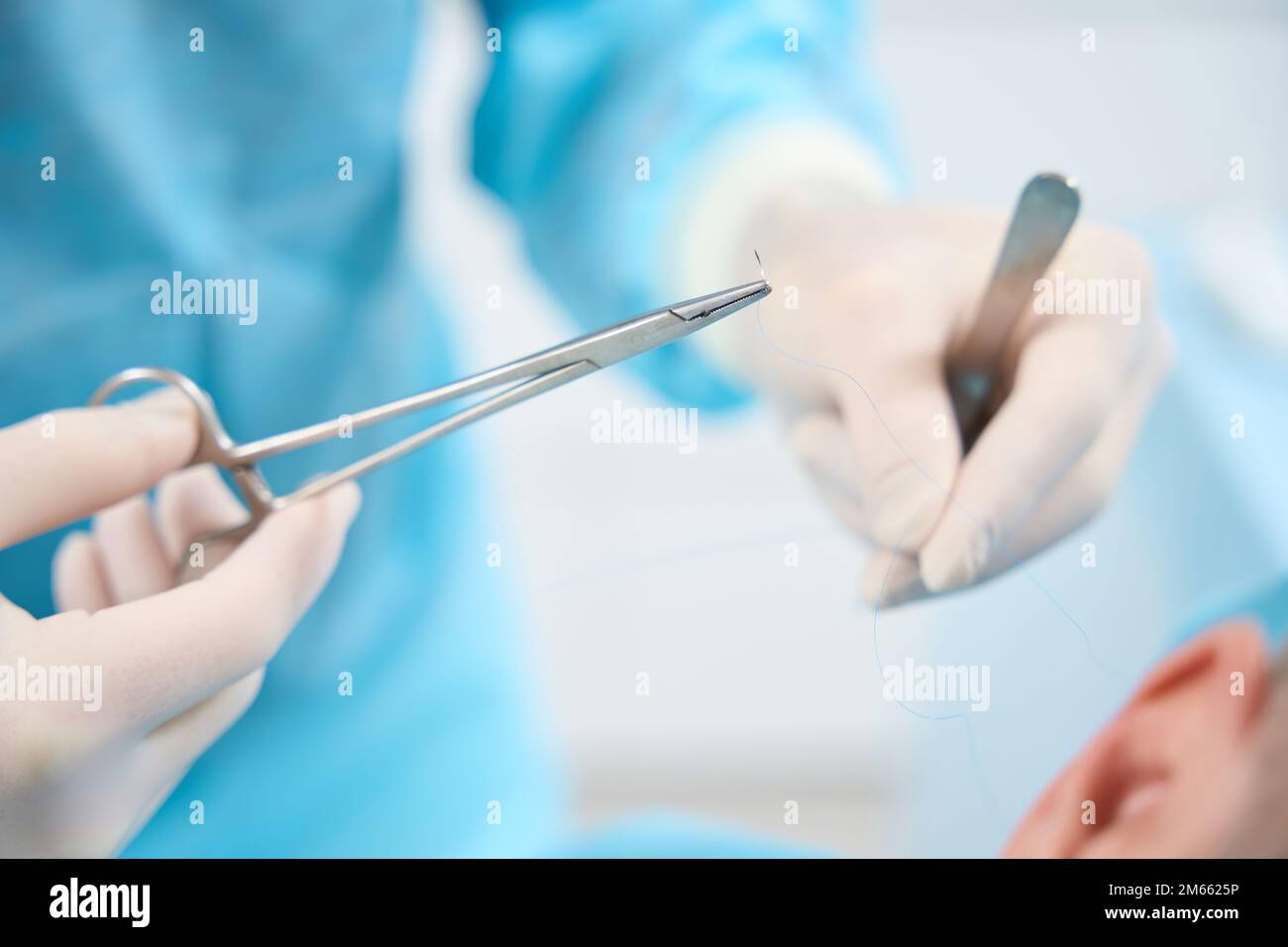 Patient handling hi-res stock photography and images - Alamy