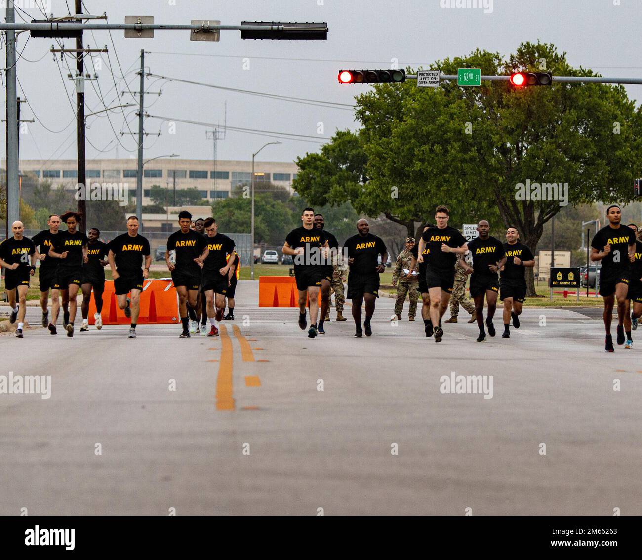 1st Cavalry Division Sustainment Brigade Troopers execute the 2 mile ...