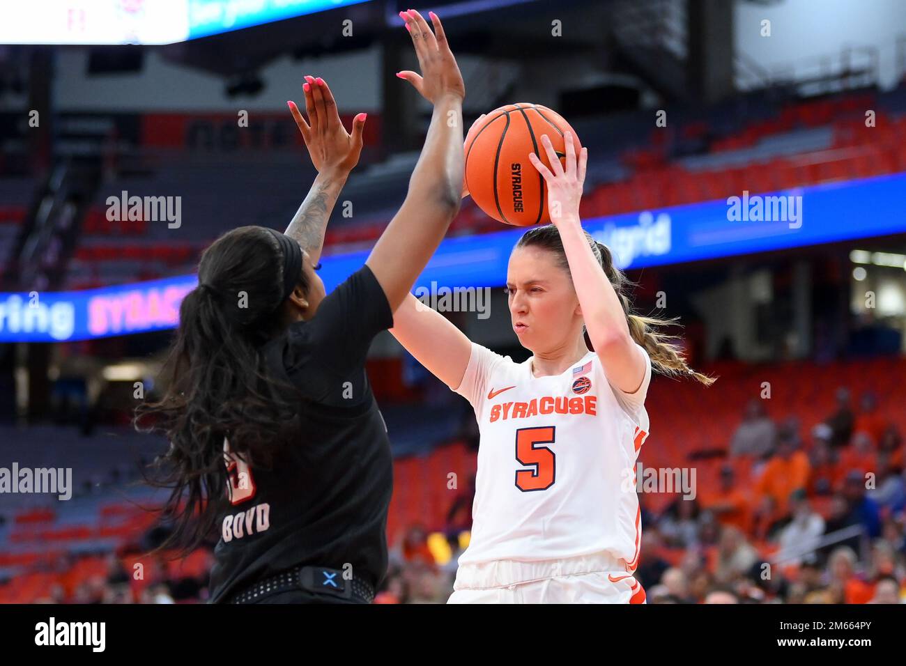 January 1, 2023: Syracuse Orange guard Georgia Woolley (5) looks to ...