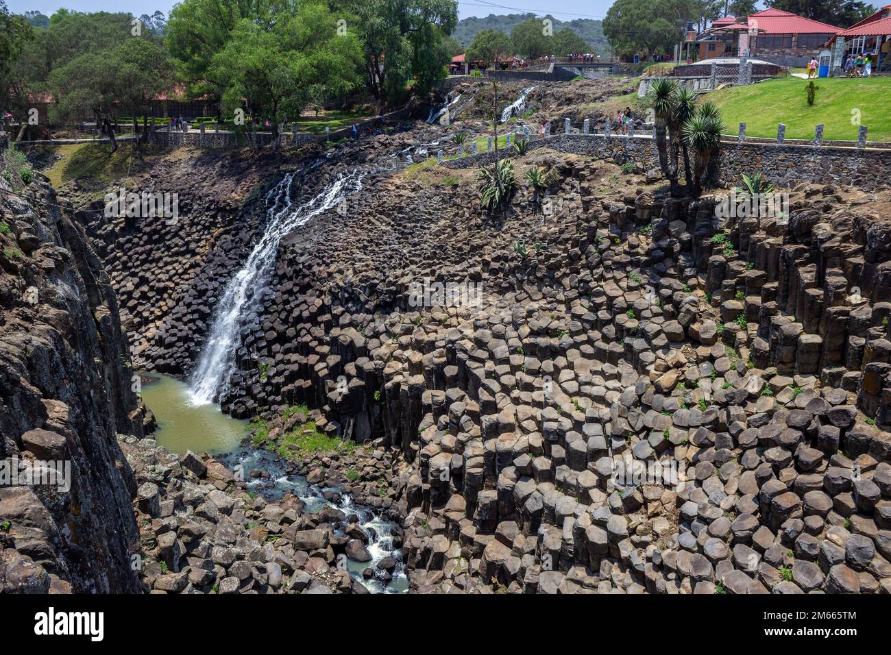 Basaltic prisms of Santa María Regla, basaltic columns in Hidalgo ...