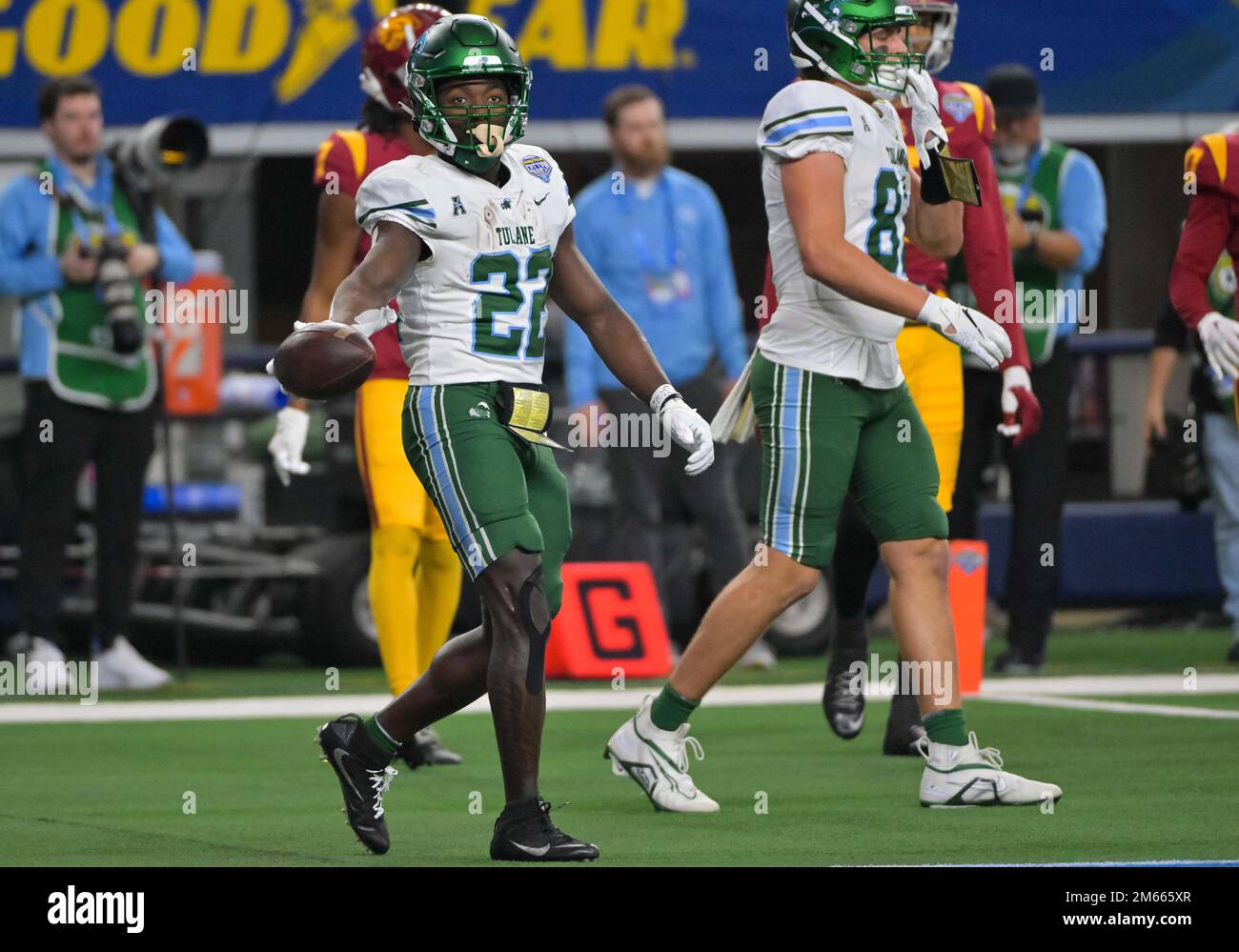 Arlington, Texas, USA. 2nd Jan, 2023. Tulane Green Wave running back ...
