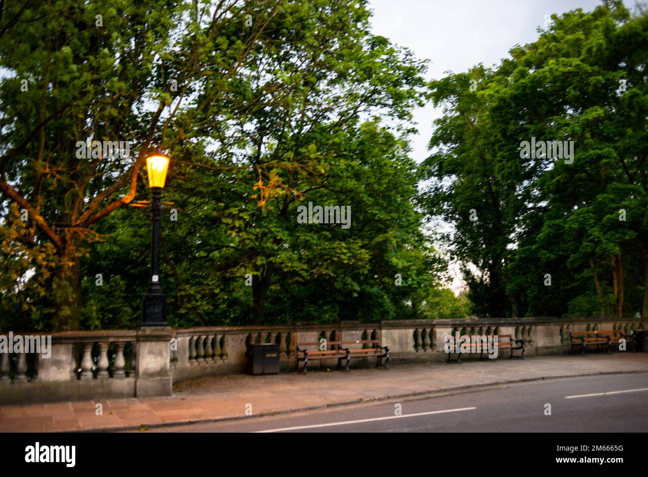Magdalen Bridge in Oxford, England was opened in 1790 Stock Photo - Alamy