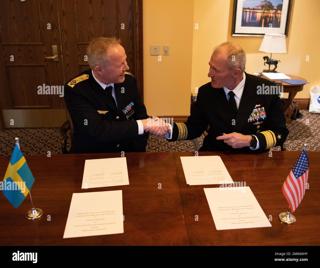 Partnership strategy and stability operations hi-res stock photography ...