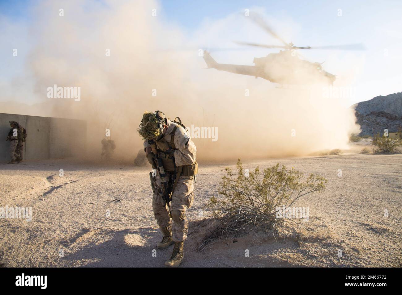 Dust landing hi-res stock photography and images - Alamy