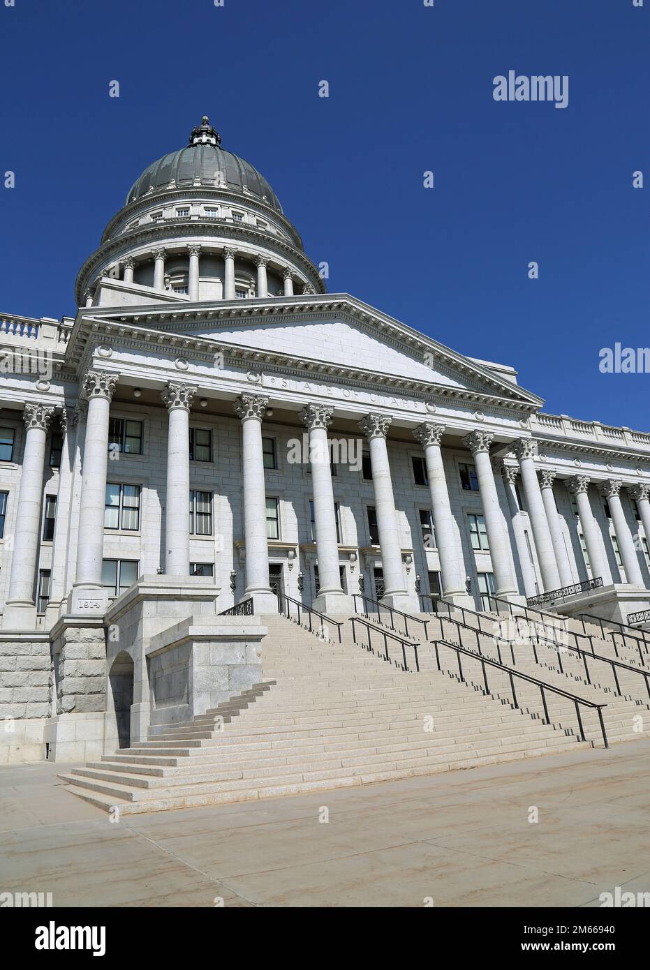 Utah State Capitol vertical, Salt Lake City Stock Photo - Alamy