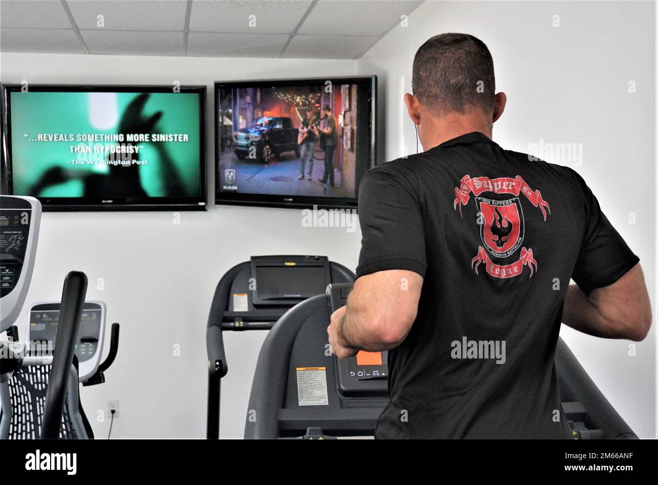 A Soldier from the 63rd Ordnance Company Joint Base Lewis McChord (JBLM ...