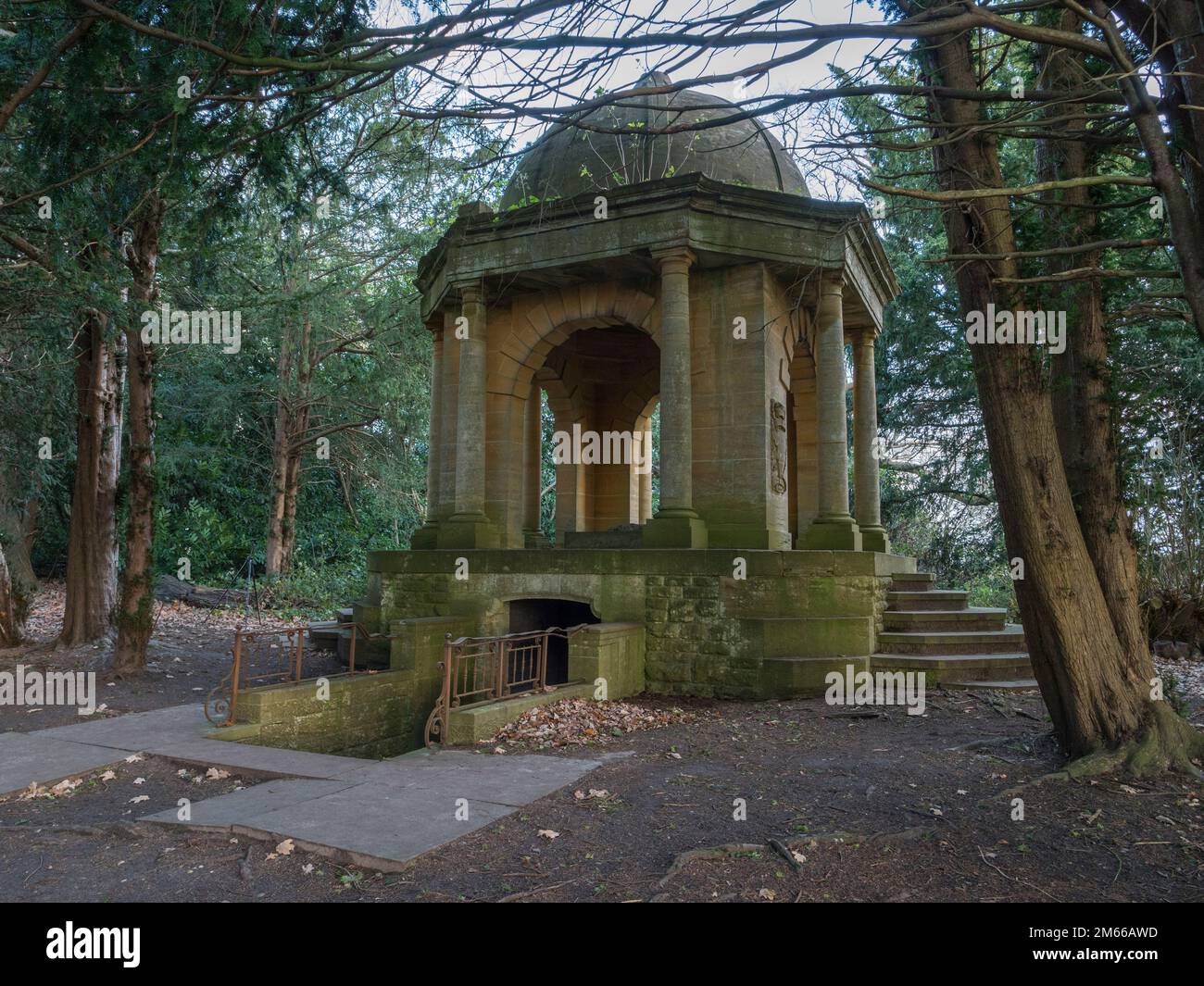 The Samuelson Mausoleum,Ockham Manor, Ockham Lane, Cobham, UK Stock ...