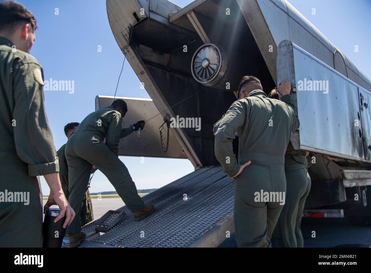 U.S. Marines with Aircraft Rescue Fire Fighting, Headquarters ...
