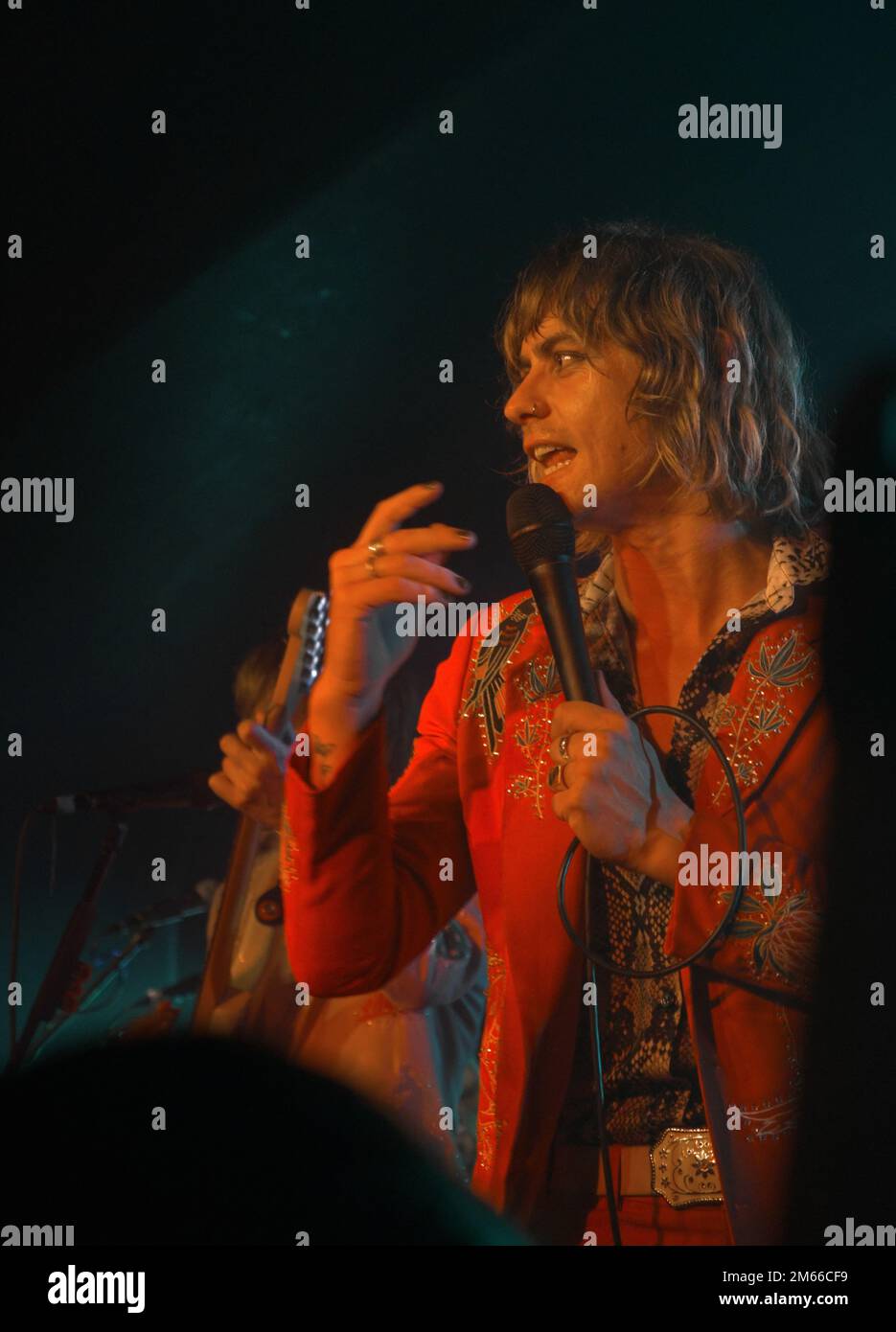 A vertical shot of Louis Leimbach singing at Lime Cordiale Show in ...